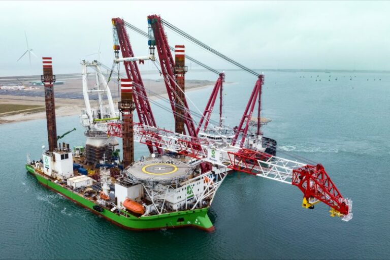 Sea Installer underwent eye-catching metamorphosis