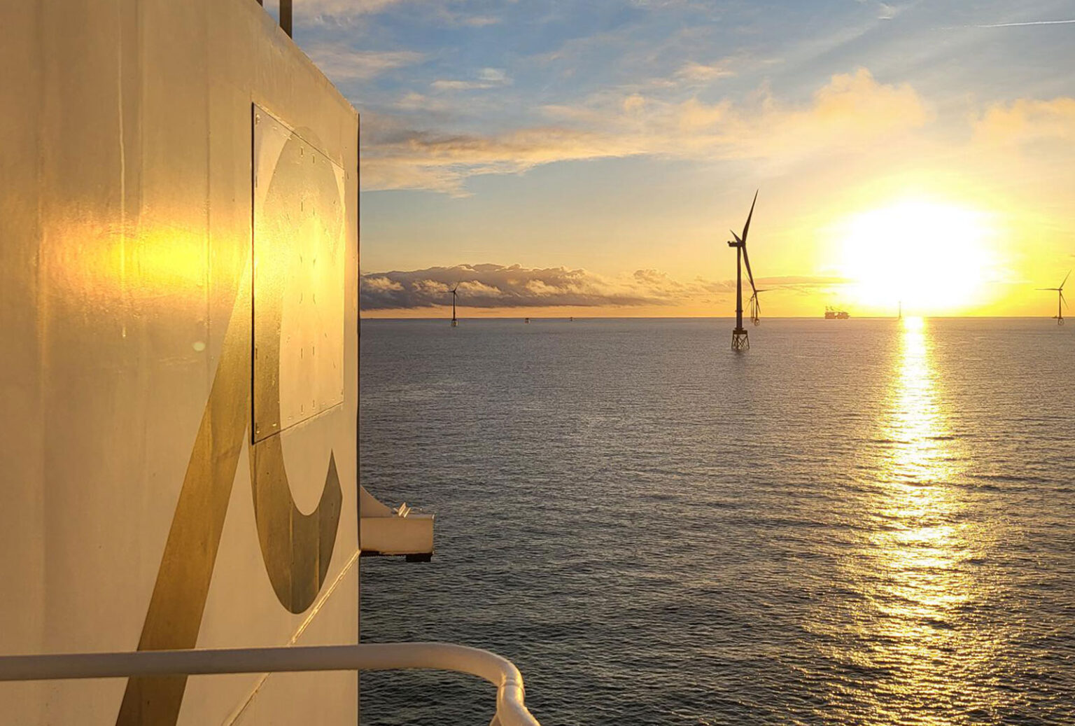 T&I contract Cadeler for East Anglia Three