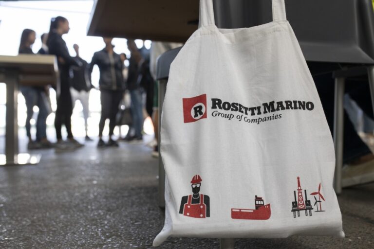 EPCIC contract for building green hydrogen production and storage platform