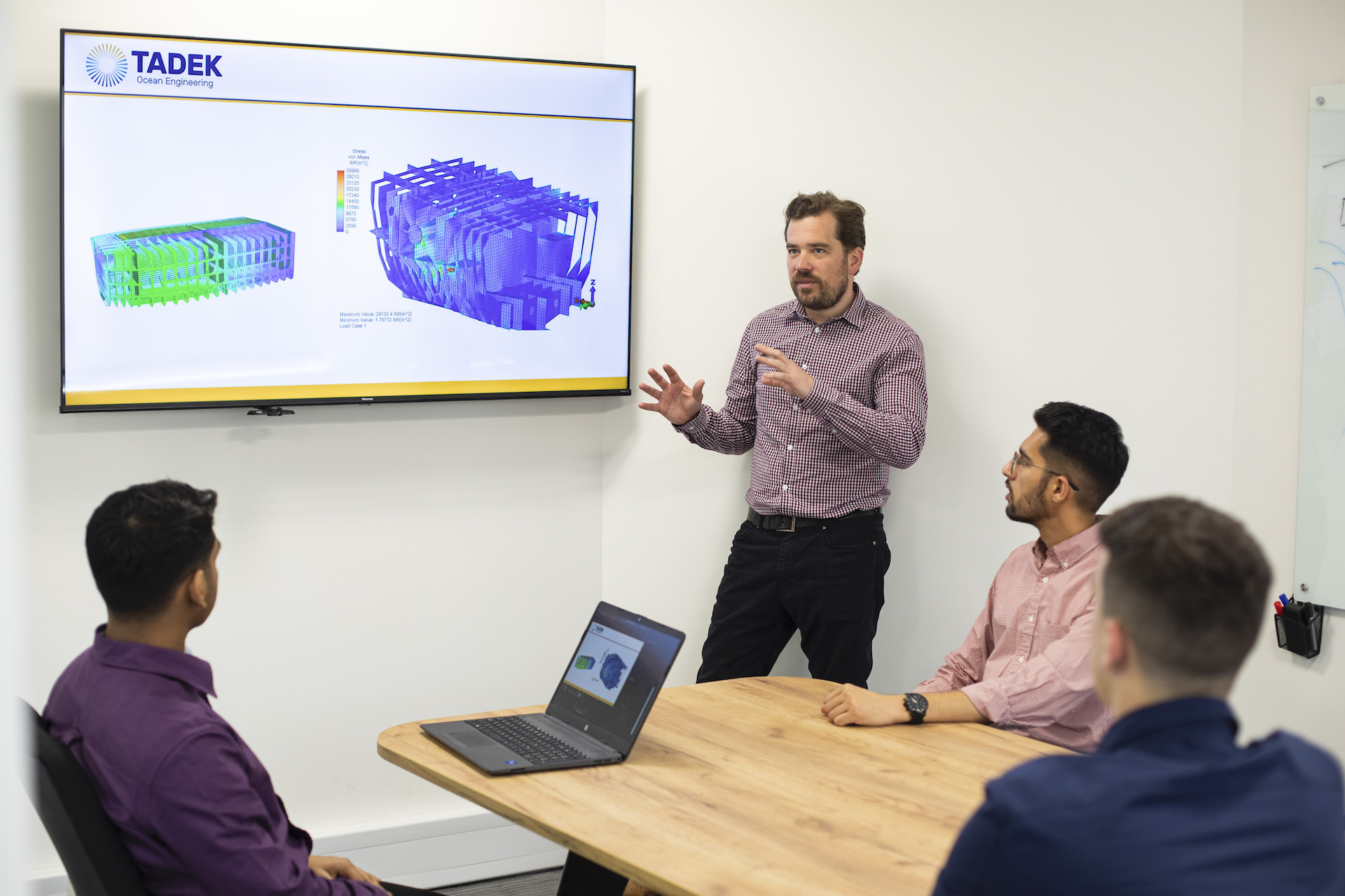 Innovative mooring and cable solution