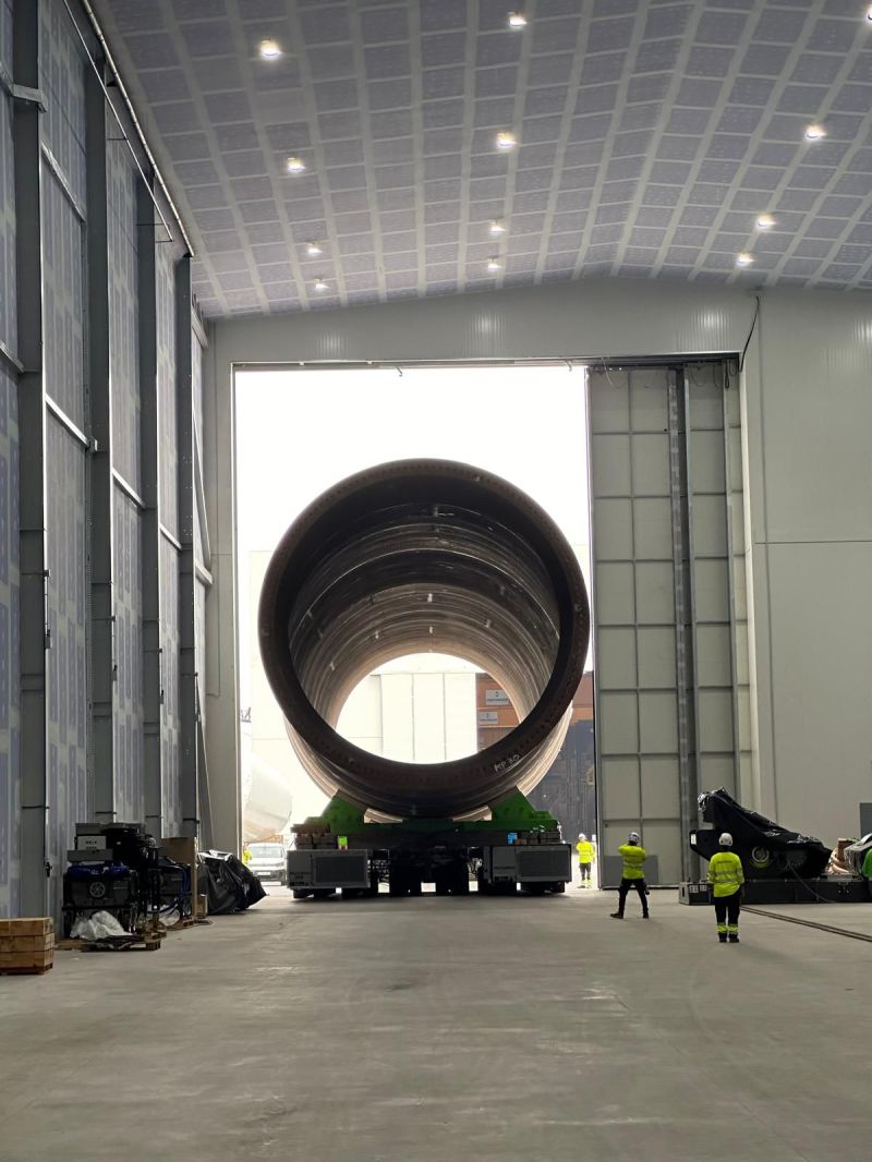 First monopile East Anglia Three - Ocean Energy Resources