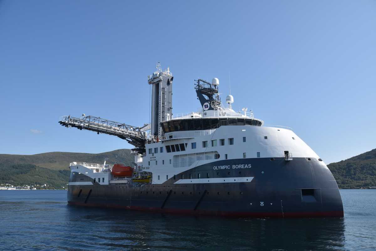 Ampelmann completes first transfers with new W-type tower gangway