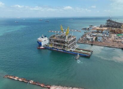 Sail away of Marjan GOSP-4 production platform