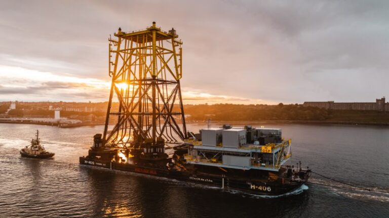 Siemens OTM departed from Wallsend